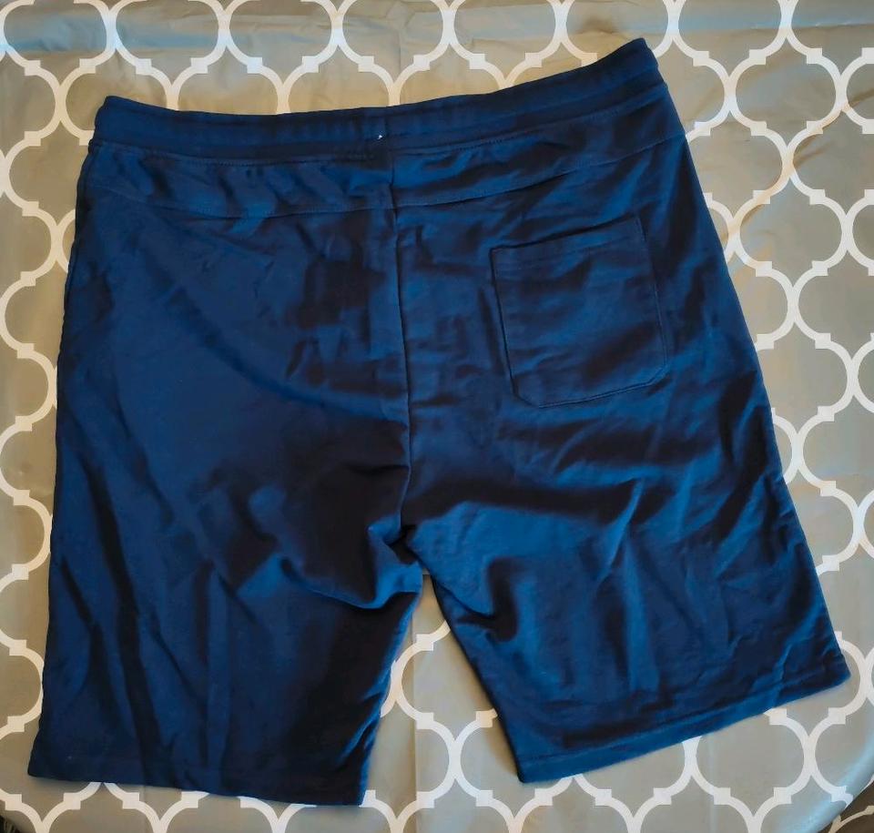 Sweatshorts kurze Hose Livergy 56/58 XL dunkelblau NEU m Sweatshorts kurze Hose Livergy 56/58 XL dunkelblau NEU m