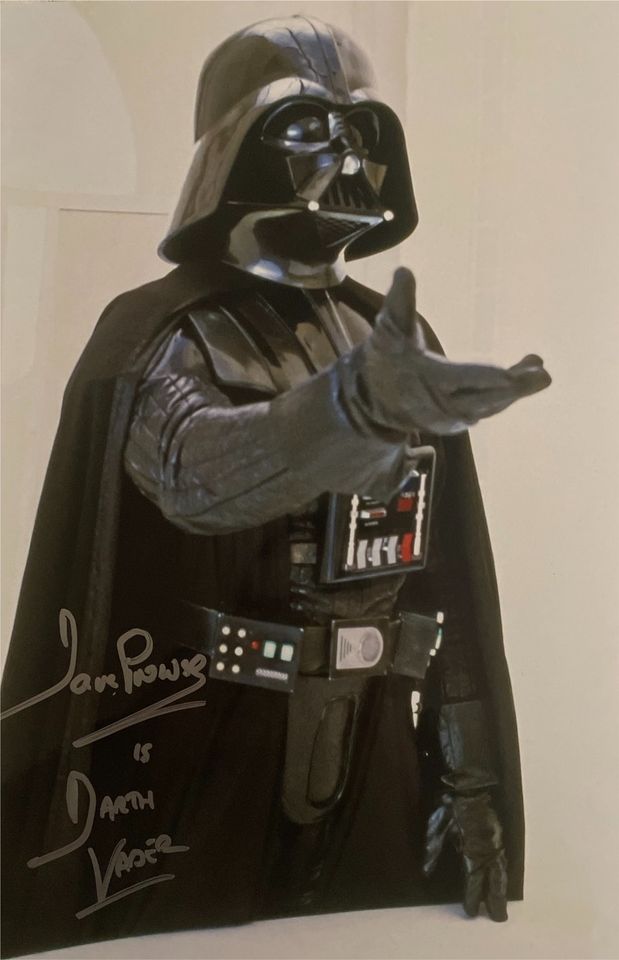 Dave Prowse (1935-2020) Original „Darth Vader“ Autogramm in Duisburg ... Dave Prowse (1935-2020) Original „Darth Vader“ Autogramm in Duisburg ...