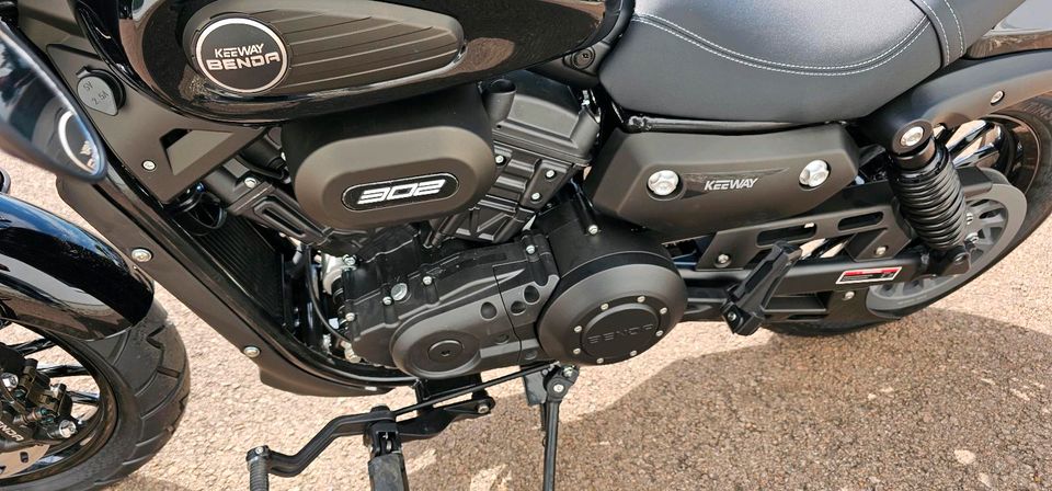 Keeway (Benda) V302C ABS Cruiser/Bobber Modell 2025 in Sachsen-Anhalt ... Keeway (Benda) V302C ABS Cruiser/Bobber Modell 2025 in Sachsen-Anhalt ...