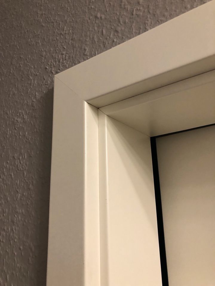 Zarge Astra CPL 140 mm / 860 x 1985 mm - Dekor Weißlack RAL 9010 in ... Zarge Astra CPL 140 mm / 860 x 1985 mm - Dekor Weißlack RAL 9010 in ...