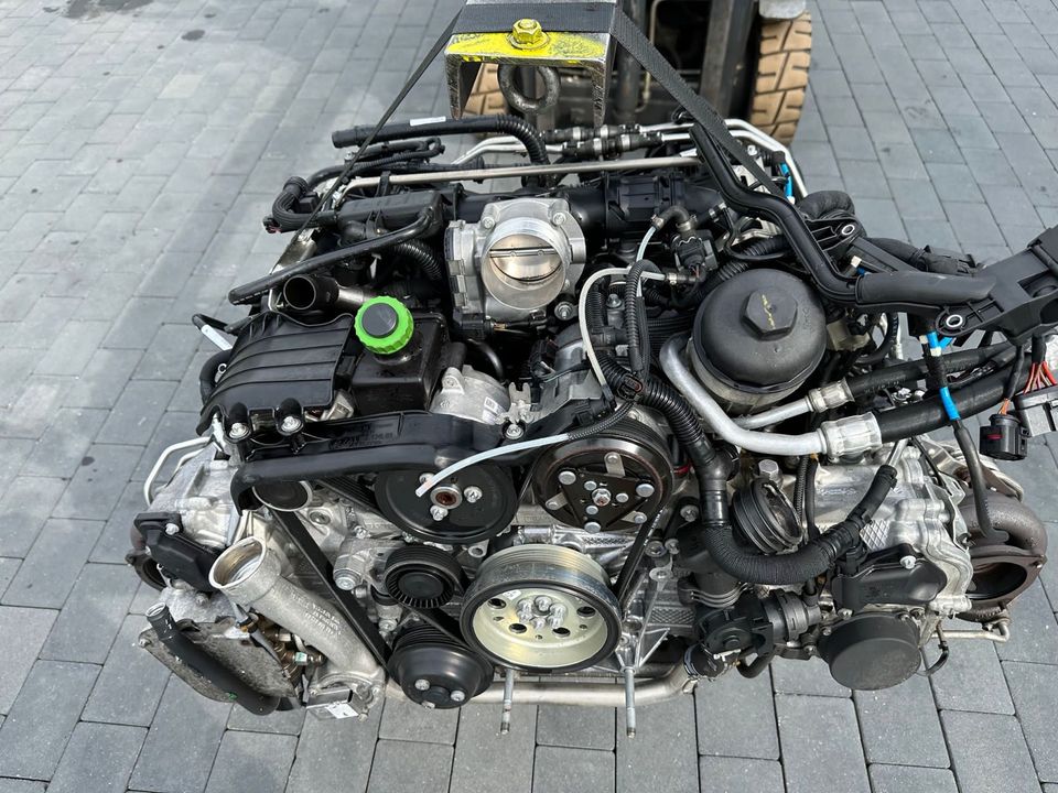 Motor Porsche 911 Turbo S 3.8 DBC 580PS bj2019 11tkm Komplett in Berlin ... Motor Porsche 911 Turbo S 3.8 DBC 580PS bj2019 11tkm Komplett in Berlin ...
